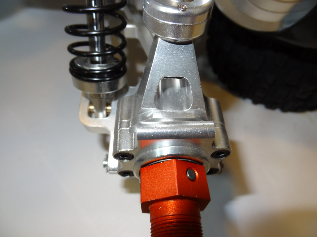 CNC Aluminium Rear Wheel Hub Carrier Set and Shim Kit - Rovan RC